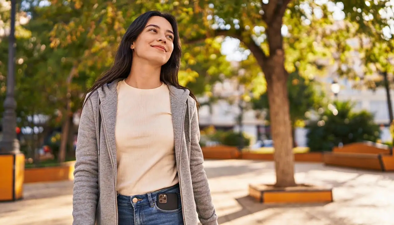 10 frases de Martha Medeiros revelam o caminho real para a felicidade