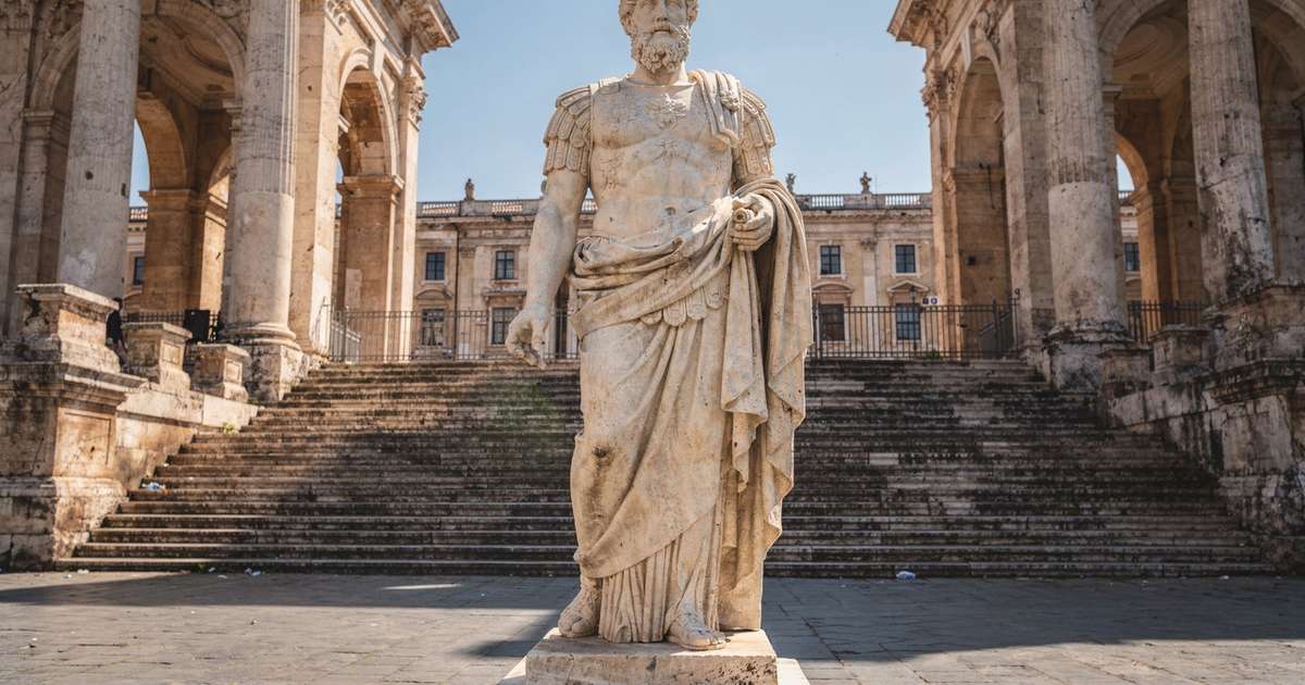 Marco Aurélio o imperador filósofo que "A felicidade da sua vida ...