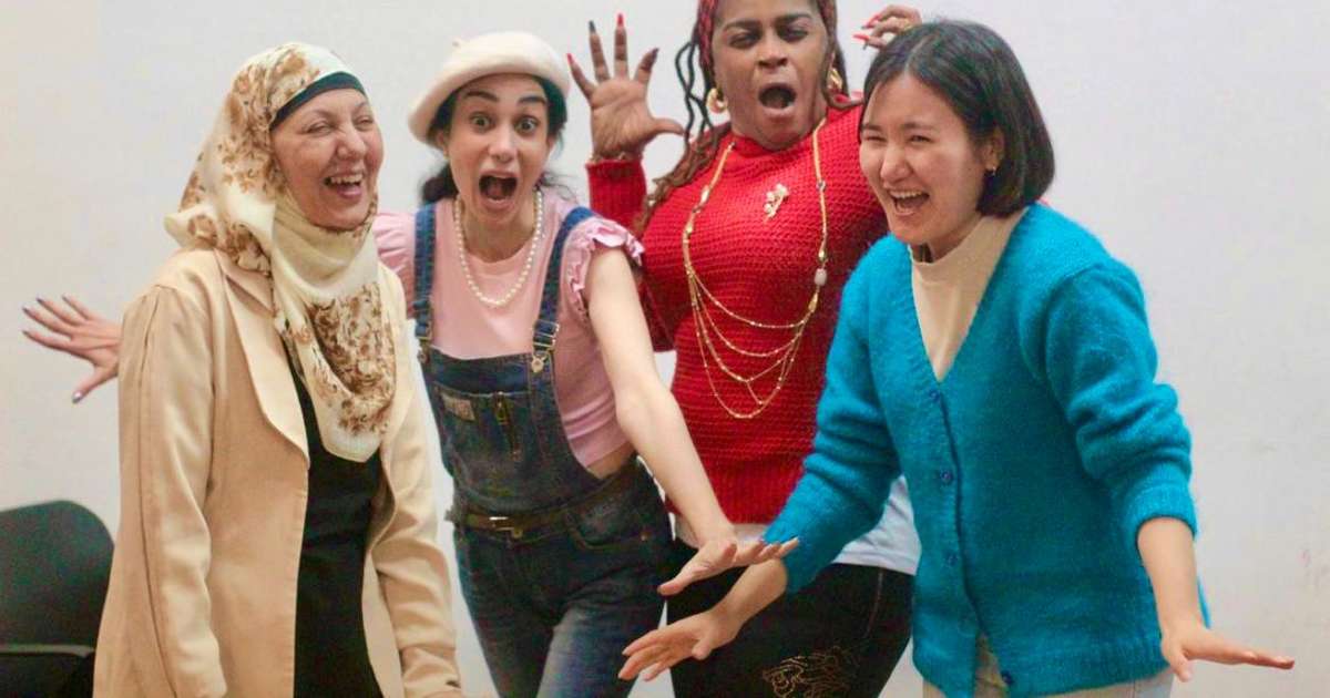 Espetáculo gratuito “DAQUI PRA FRENTE” dá voz a mulheres refugiadas e ...