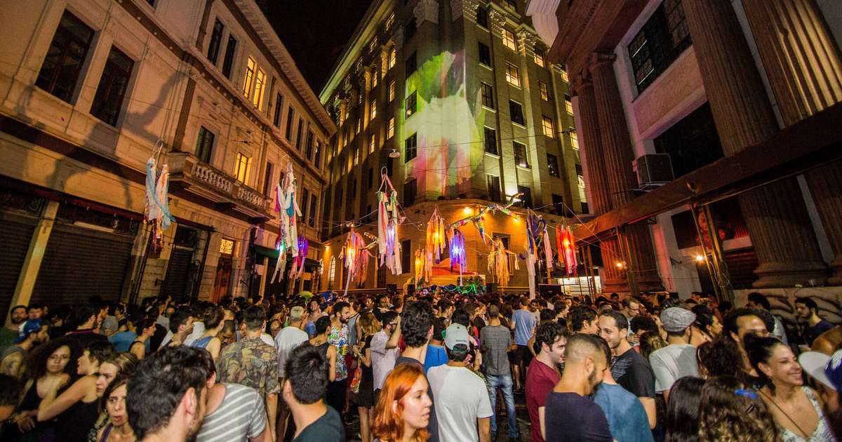 Banda Estrela Dalva canta João de Barro no Sesc Itaquera