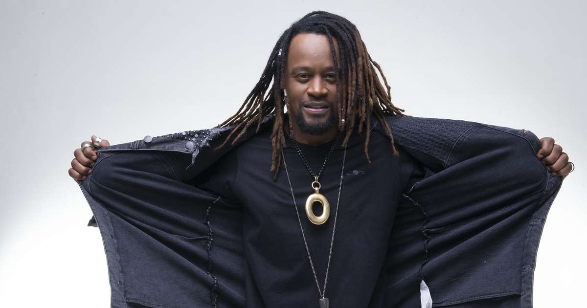 Toni Garrido leva o groove do 'Baile Free' ao The Cavern Club São Paulo