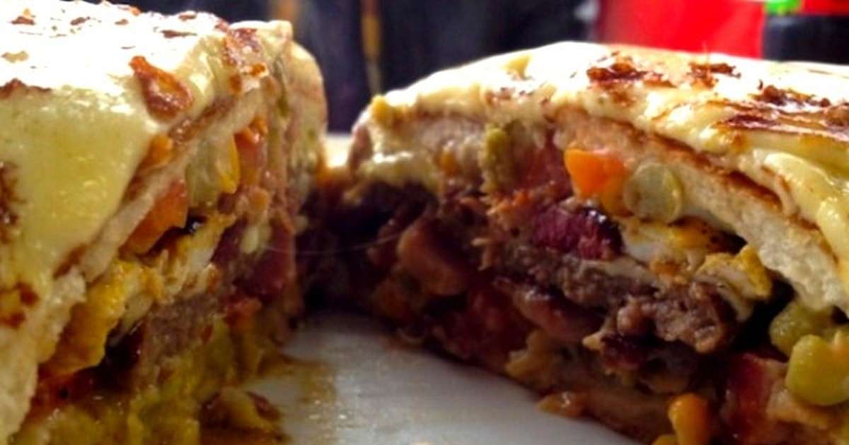 Conheça 10 lugares para comer um belo xis gaúcho em POA