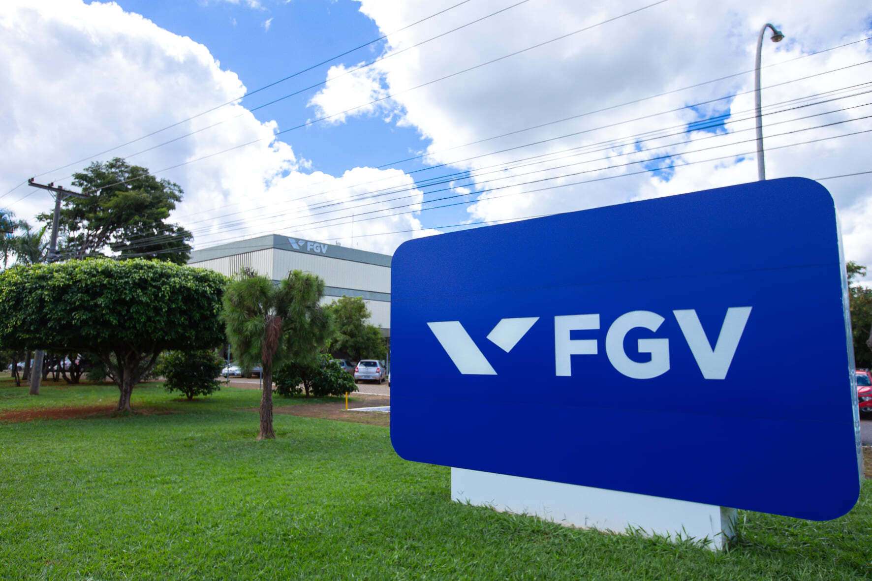 FGV libera mais de 200 cursos gratuitos online
