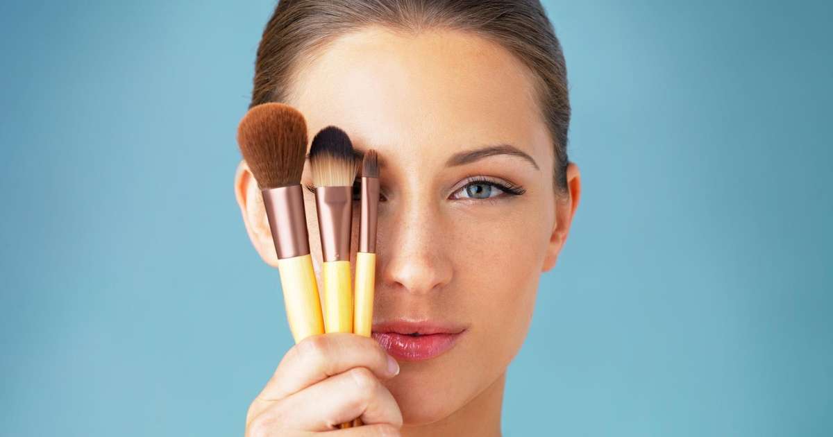 Quais são os tipos de pincéis de maquiagem e como usá-los?
